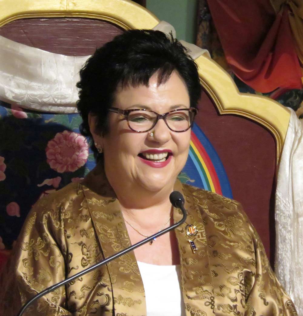 Jetsunma Ahkön Lhamo Rinpoche - Kunzang Palyul Choling